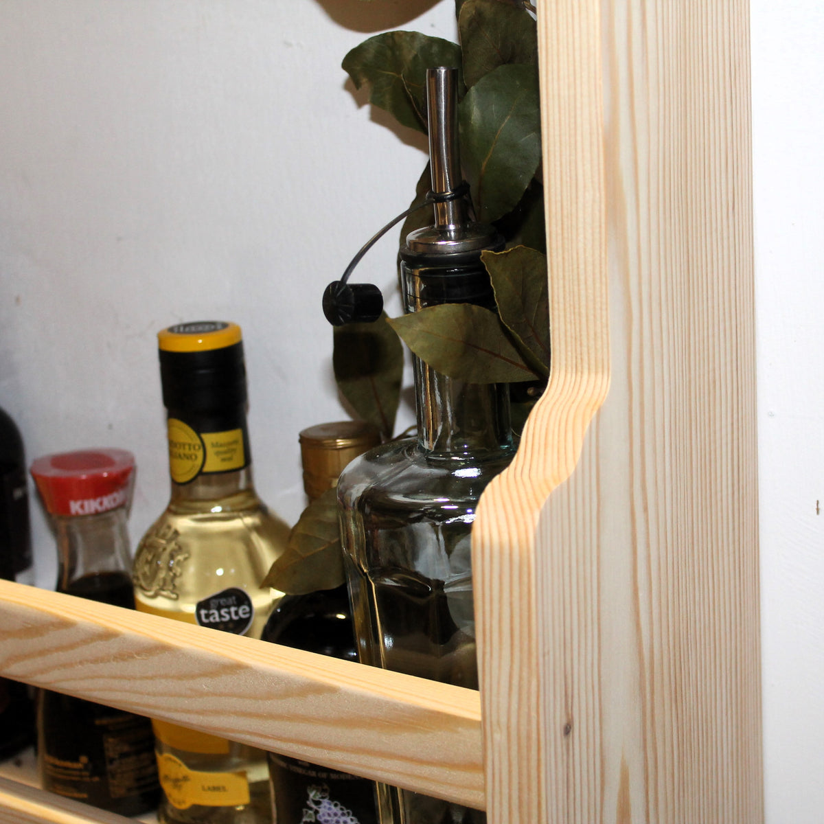 Wooden spice rack wall or door mounted traditional kitchen shelving ...